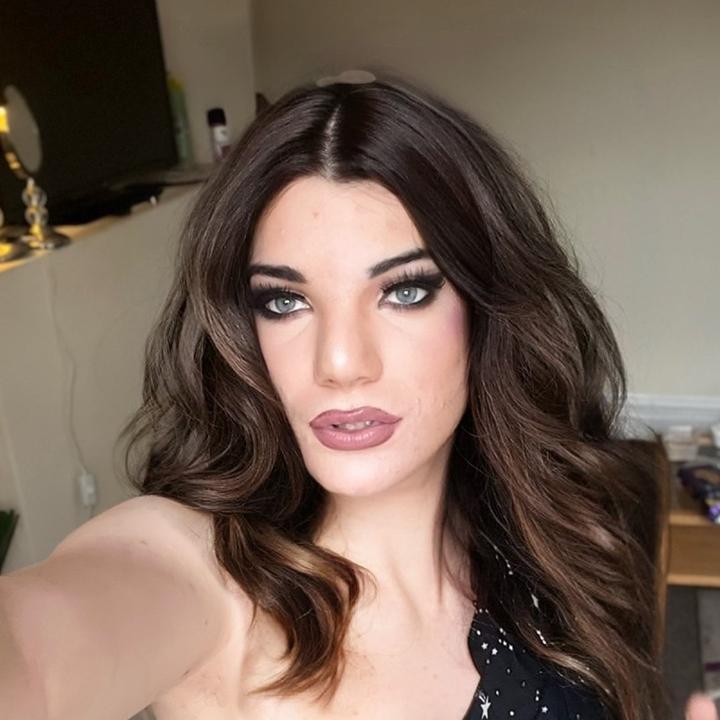 Elphaba Orion Doherty (@elphabaoriondoherty) Realtime TikTok Live ...